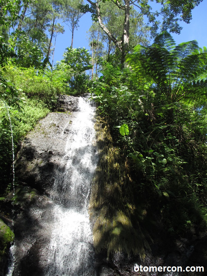 Review: Objek Wisata Air Terjun Roro Kuning di Nganjuk Jawa Timur ...